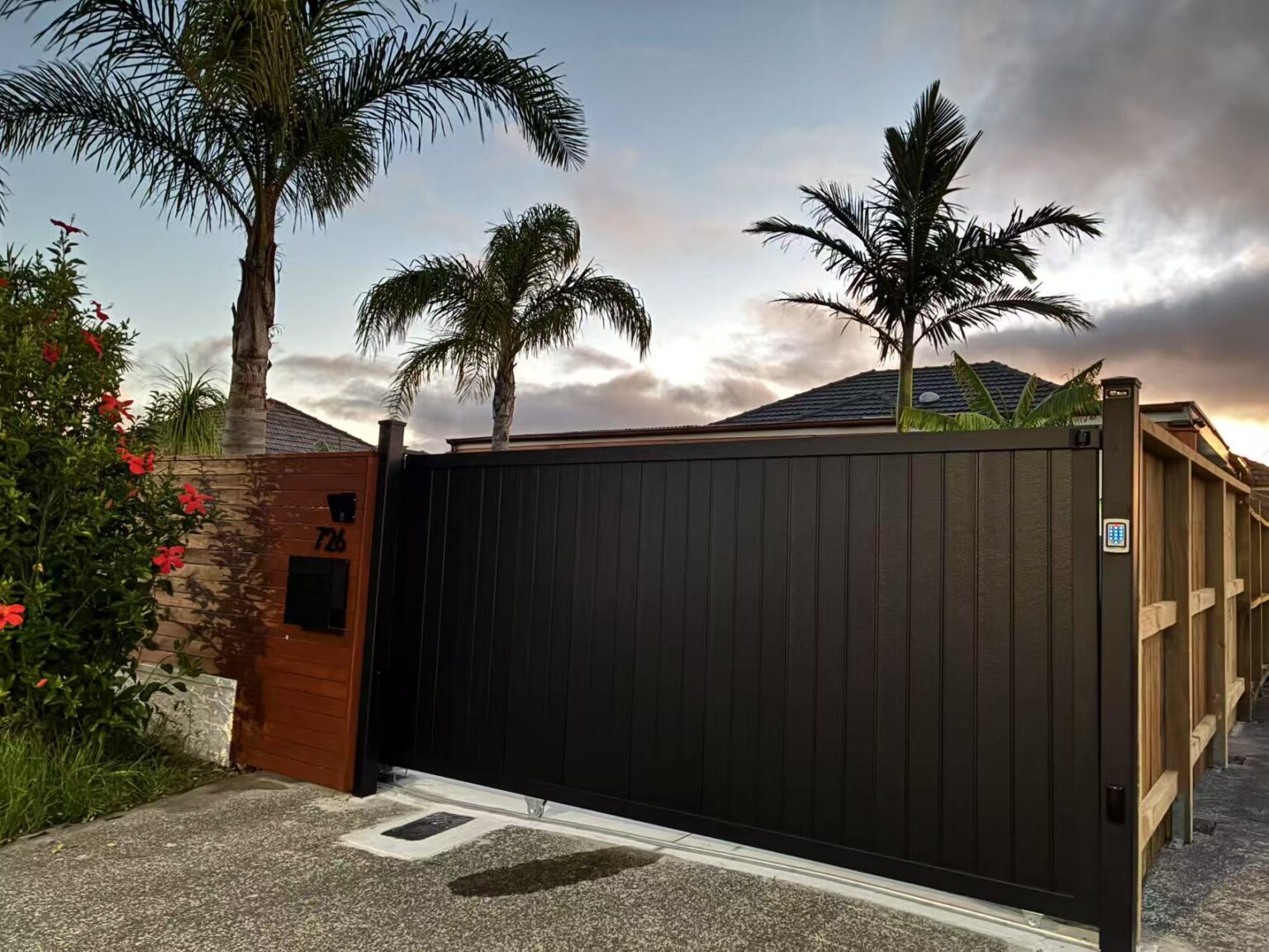 PU Noise Reduction Aluminum coated Coloursteel Fence Panel - Double ...